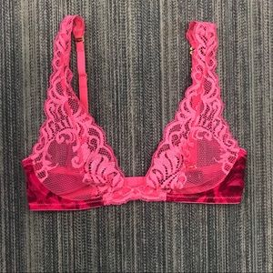 Natori | Intimates & Sleepwear | New 3 Bc Natori Feathers Lace Plunge ...